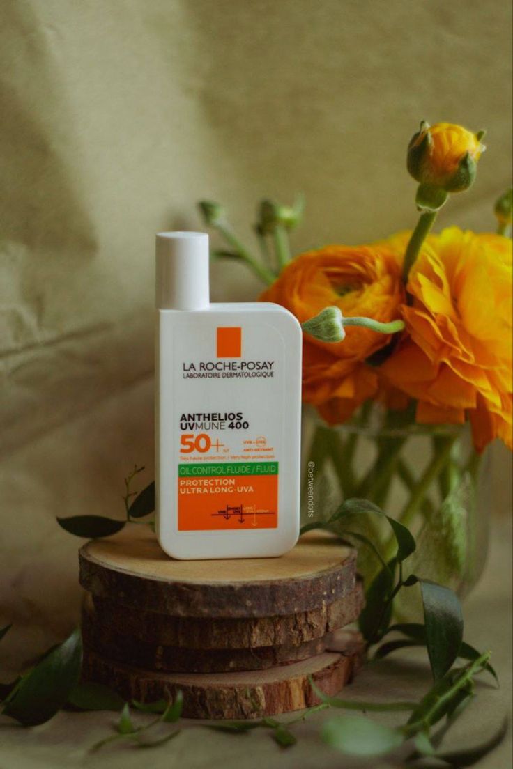 La Roche-Posay Anthelios UVMune 400 Review2026: I Tested It for 30 Days ...